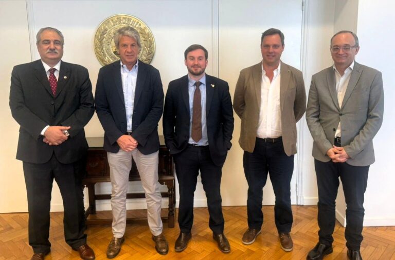 La Bolsa de Cereales fortalece el vínculo comercial entre nuestro país ...